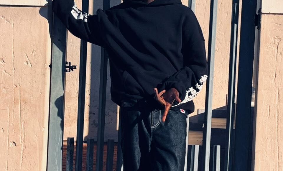 Police on the hunt for killer after Mossel Bay teen stabbed to death ...