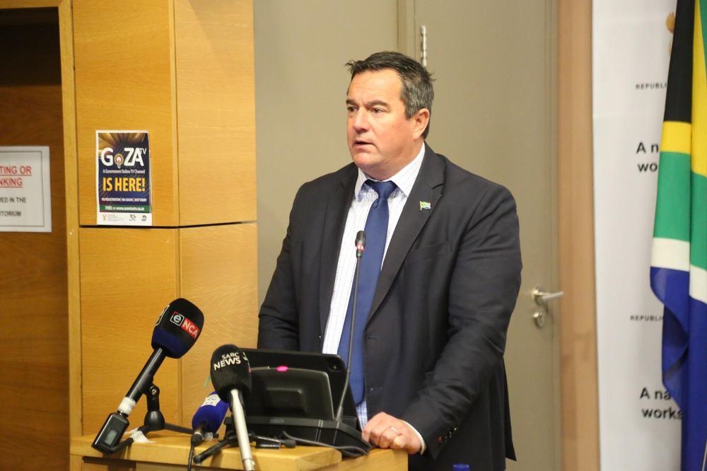 South Africa rolls out largest-ever Foot-and-Mouth Disease vaccination ...